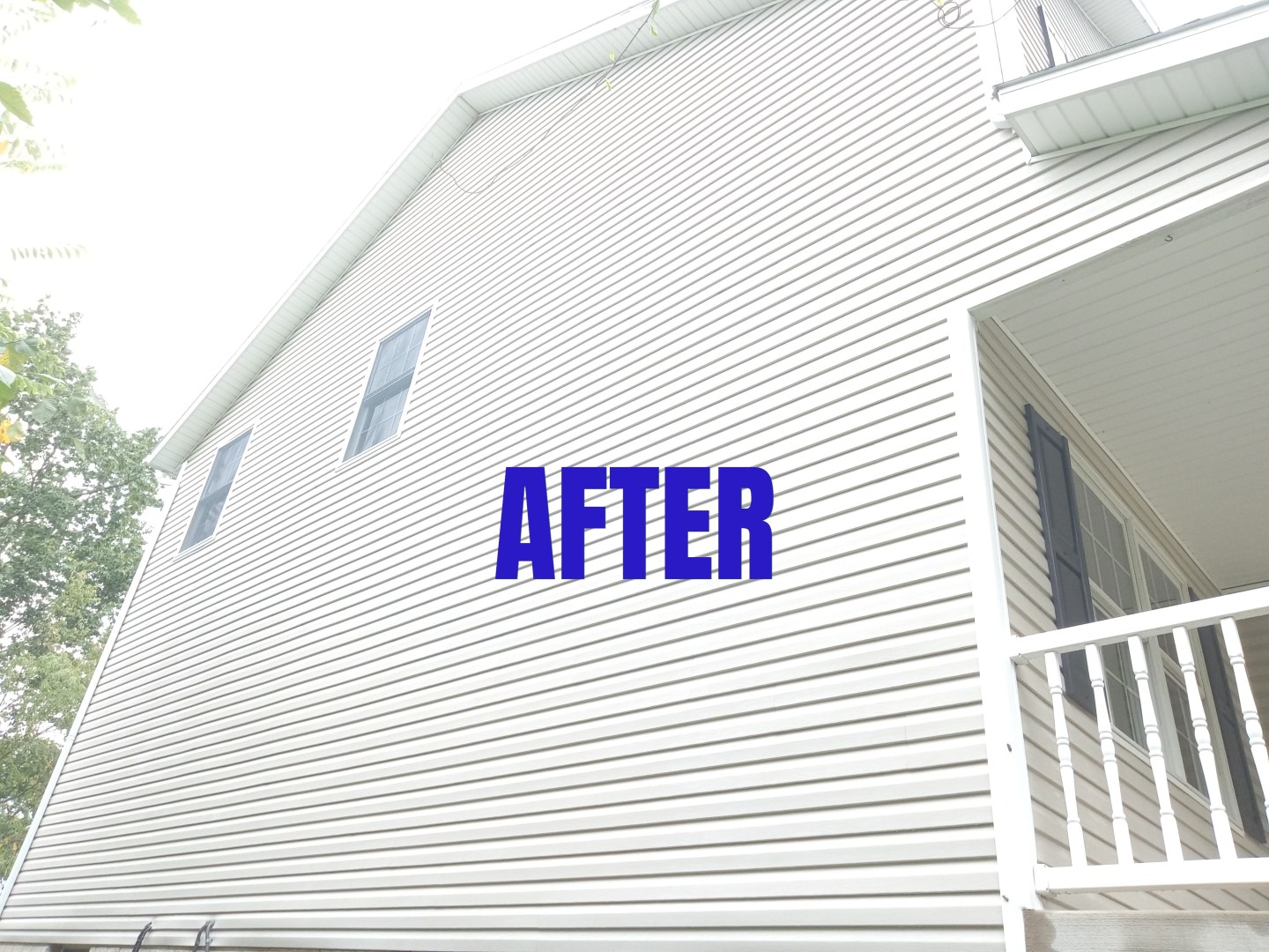 The Ultimate Guide to Soft Washing Siding Safely – So Clean Solutions